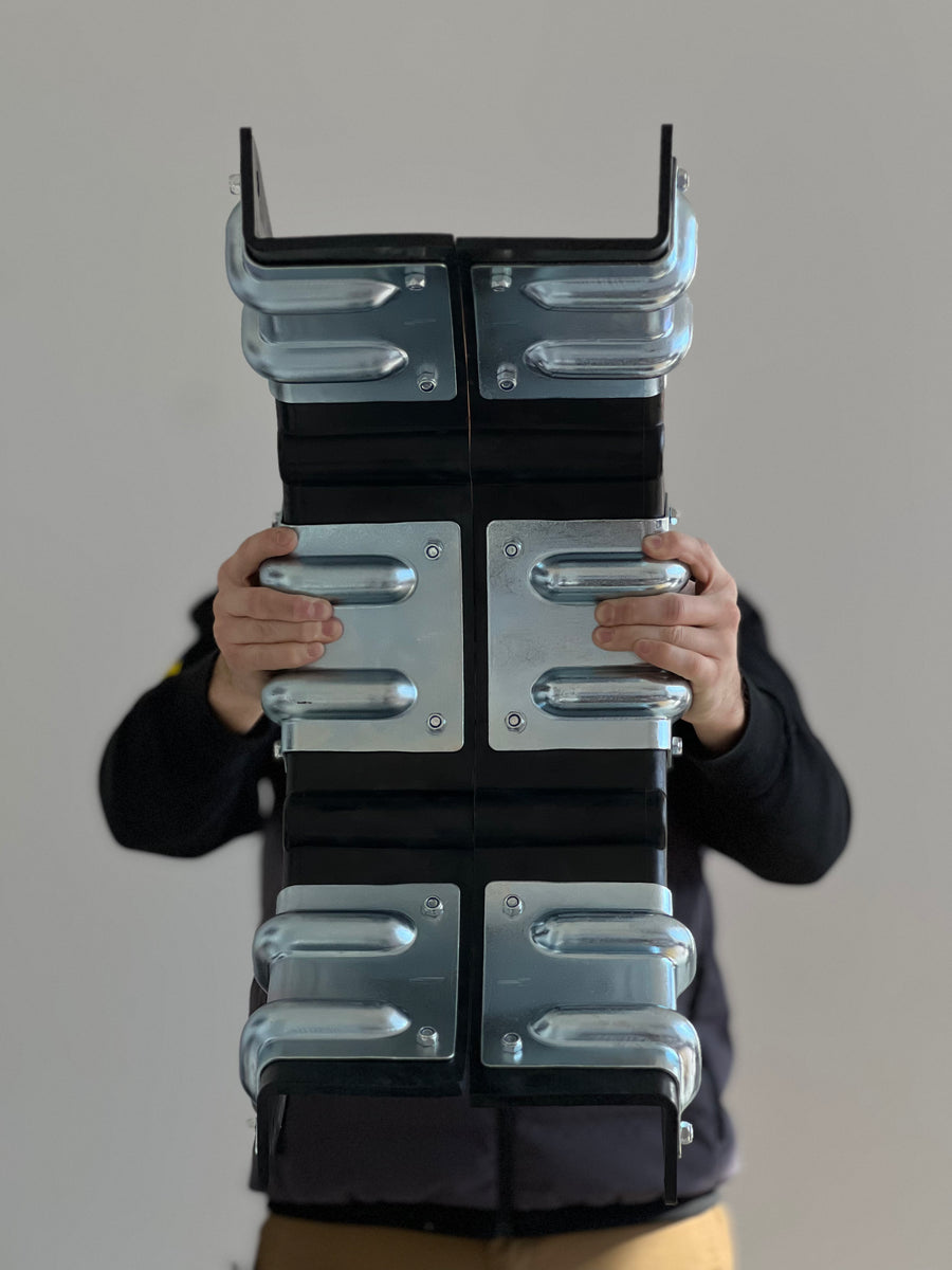 METAL COIL PROTECTOR – CARGO CONTROL CENTER